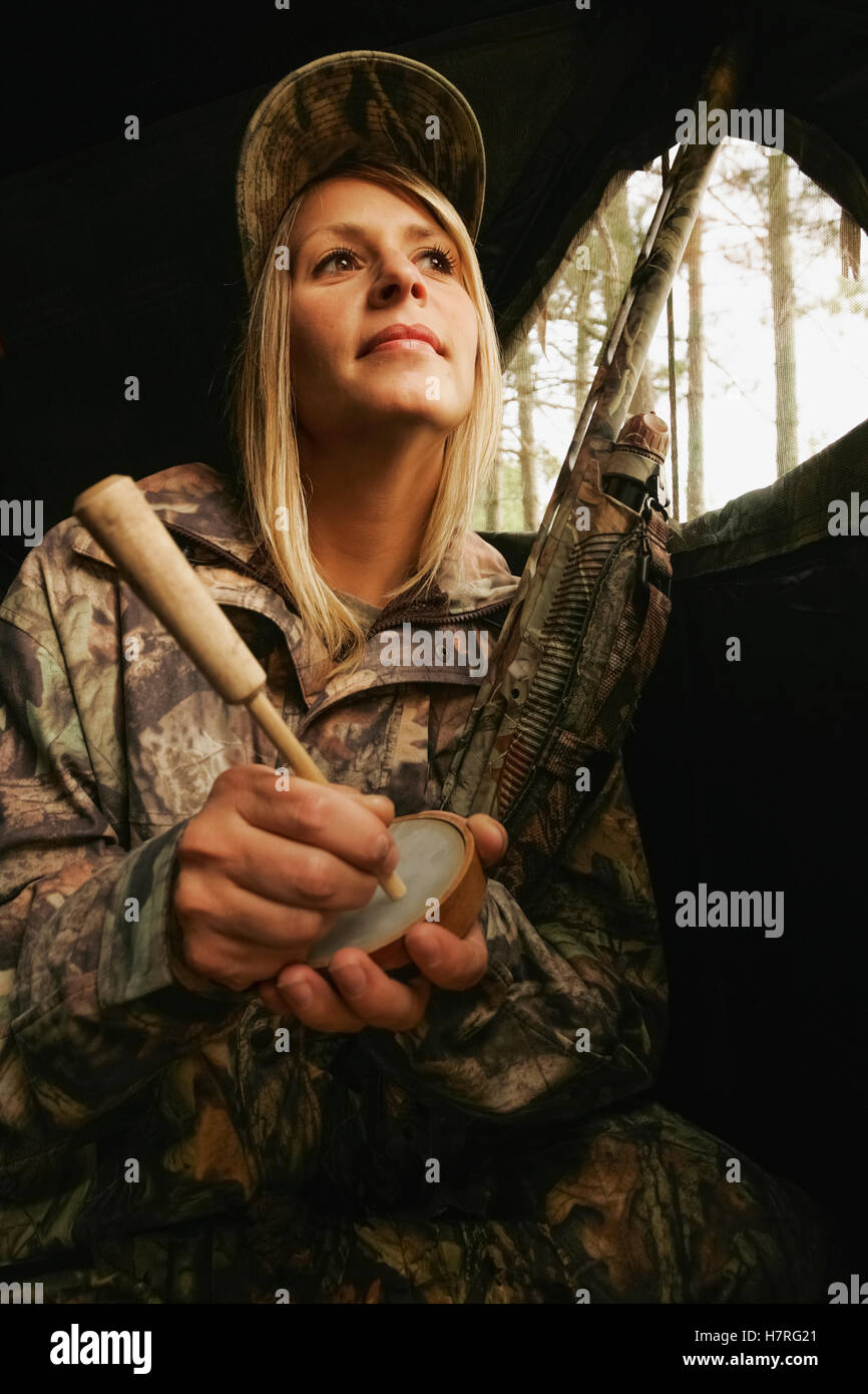 Female Turkey Hunter With Shotgun Stock Photo - Alamy