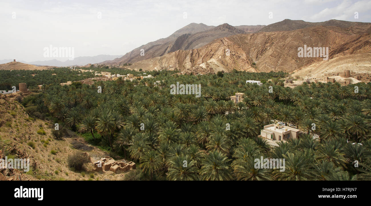 Traditional village perched in the Jabal Akhdar mountains Stock Photo ...