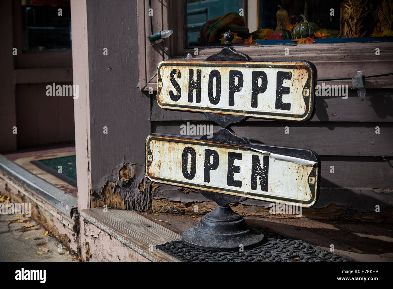 Vintage shop sign; Woodstock, Vermont, United States of America Stock ...