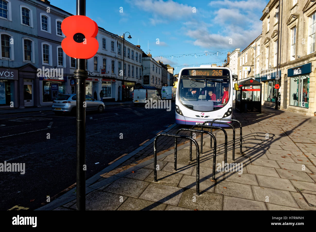 Market place warminster wiltshire hi-res stock photography and images ...