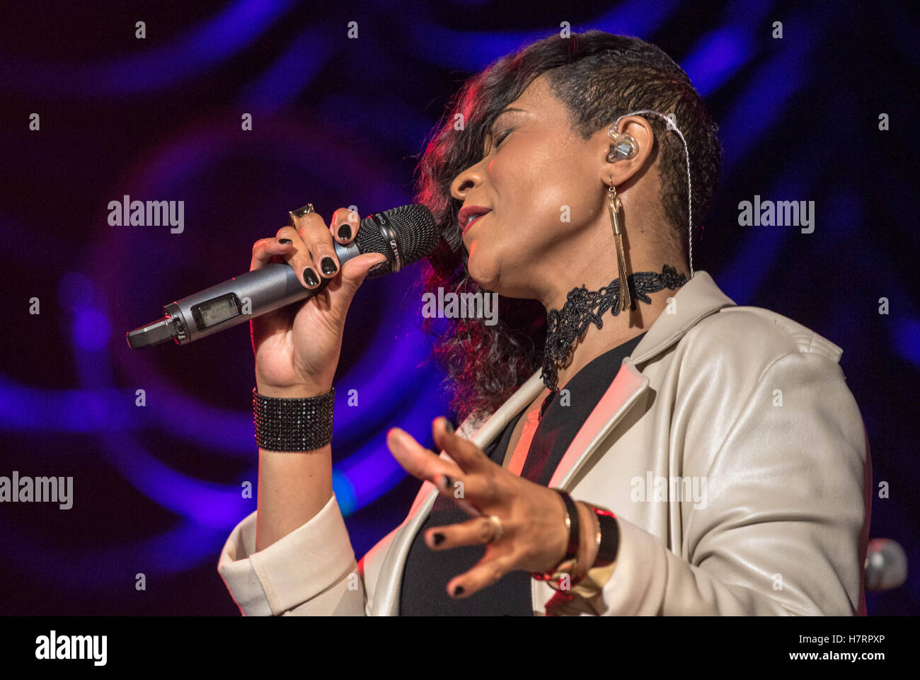 Gabrielle singer hi-res stock photography and images - Alamy