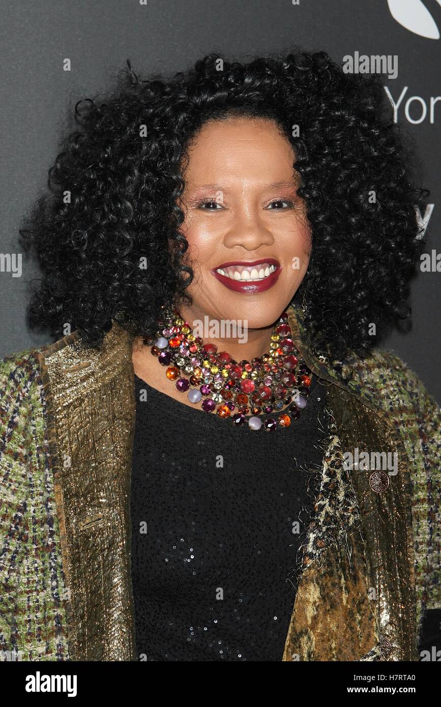New York, NY, USA. 7th Nov, 2016. Sherry Bronfman at the 2016 Library ...