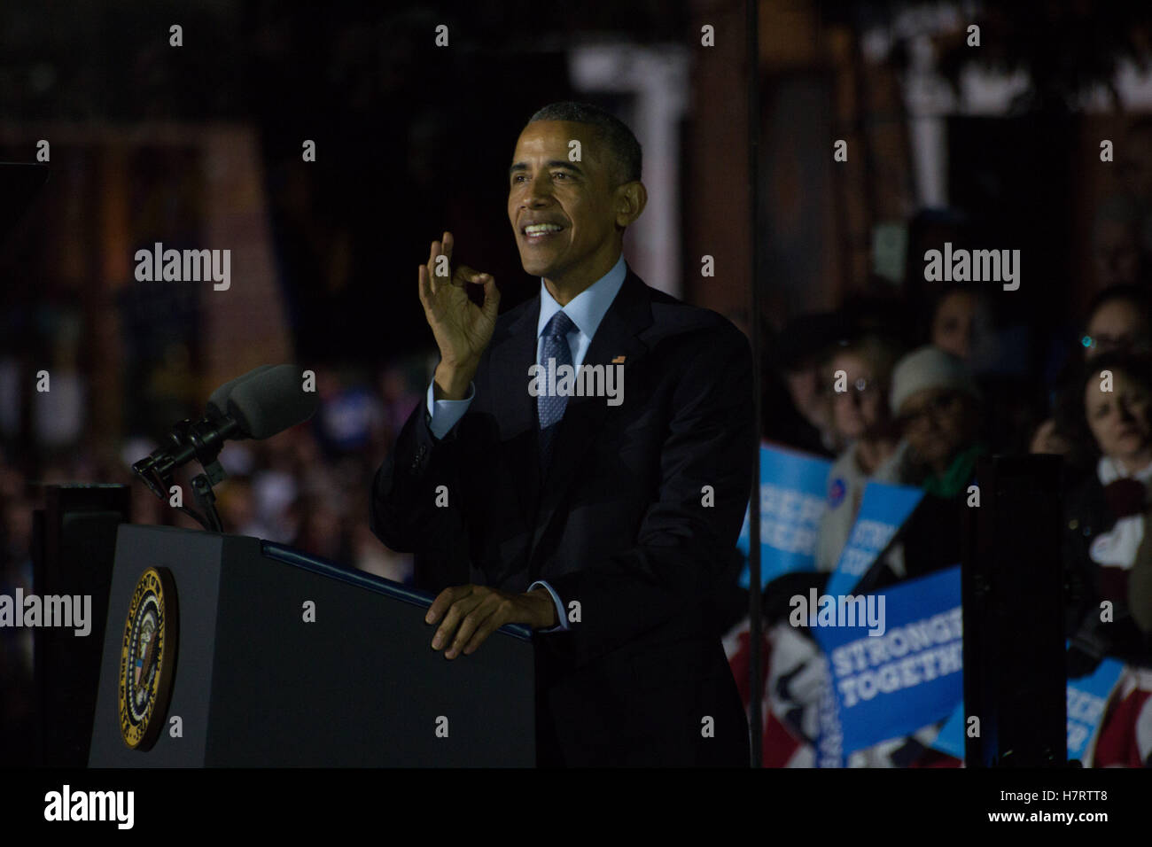 President Barack Obama addresses a crowd estimated at more than 30,000 ...