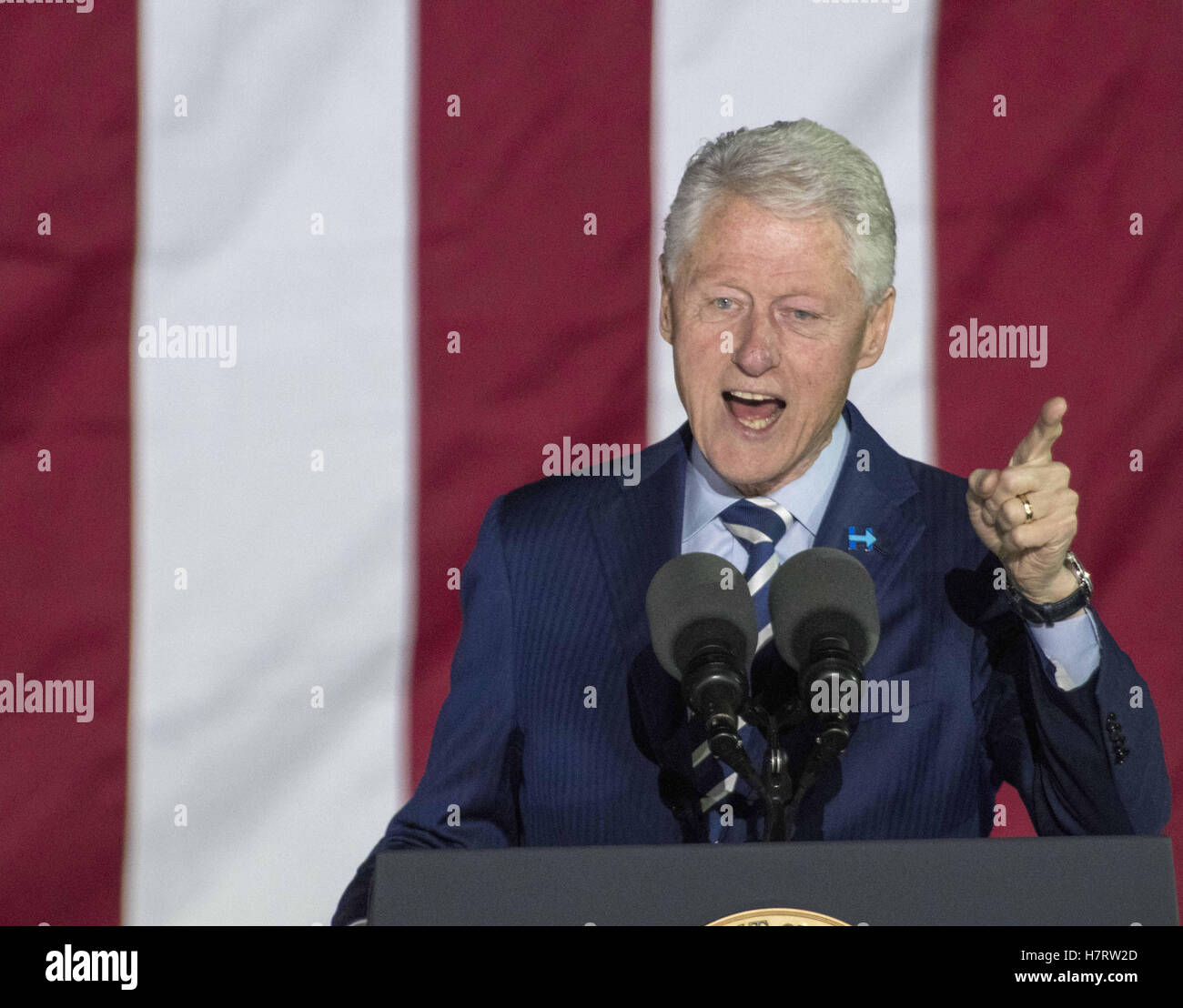 Philadelphia, Pennsylvania, USA. 7th Nov, 2016. BILL CLINTON, at the ...