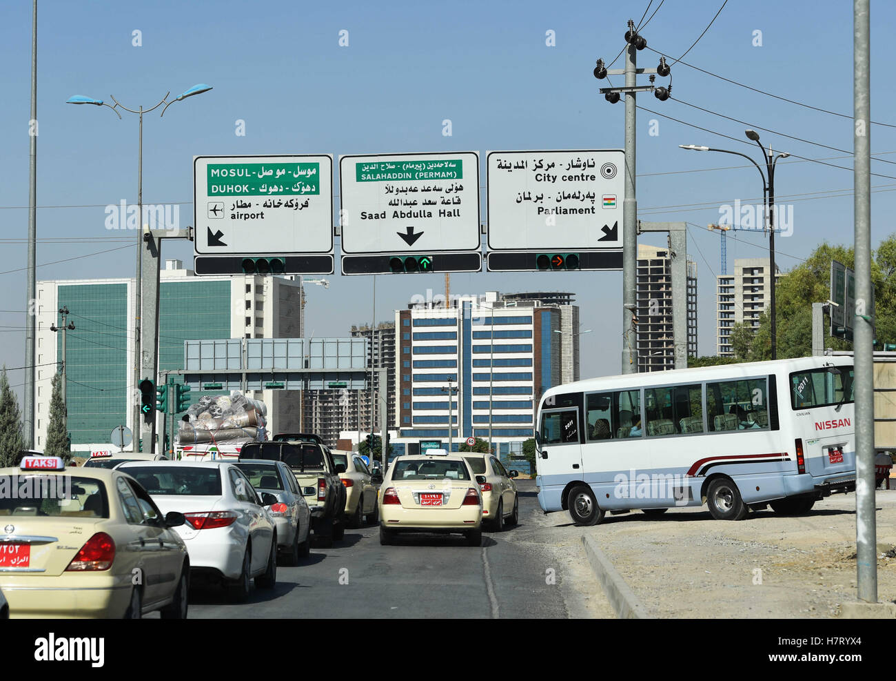 Cars head towards Mosul on a busy highway in Erbil, northern Iraq, 20 ...
