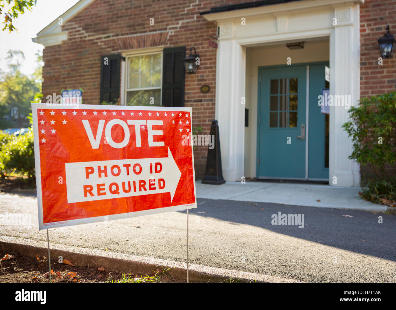 Arlington, Virginia, USA. 8th Nov, 2016. Vote sign on presidential ...