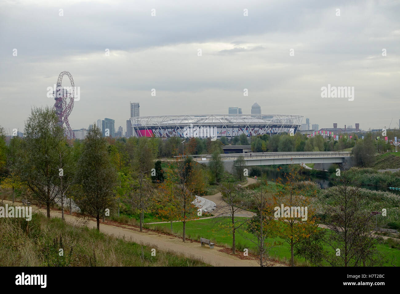 UK Weather 8th November 2016: Brisk Northerly winds brought very cold ...