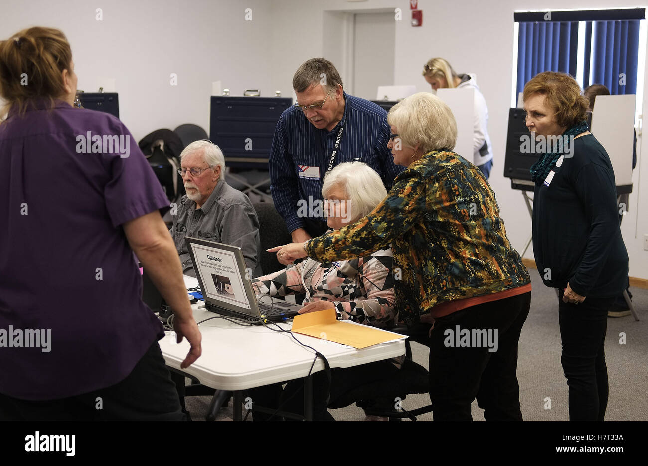 Sergeant Bluff, IOWA, USA. 8th Nov, 2016. Sergeant Bluff Community ...