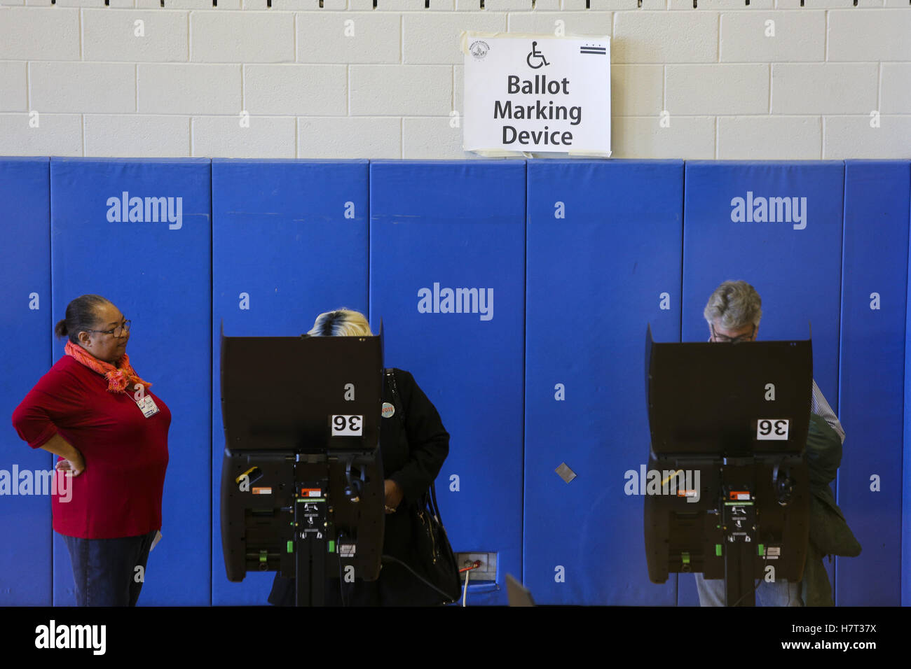 Washington, D.C, USA. 8th Nov, 2016. WASHINGTON, DC - NOVEMBER 8 ...