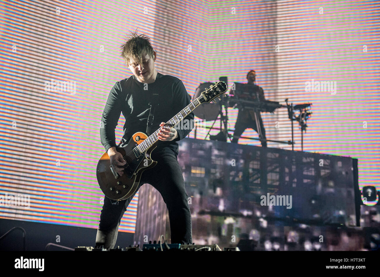 Bmth hi-res stock photography and images - Alamy