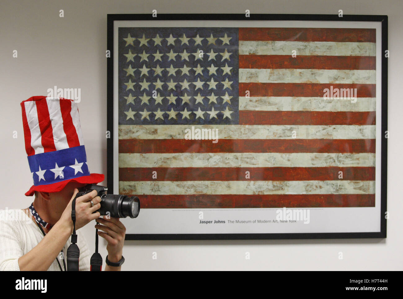 Uncle sam voting american hi-res stock photography and images - Alamy