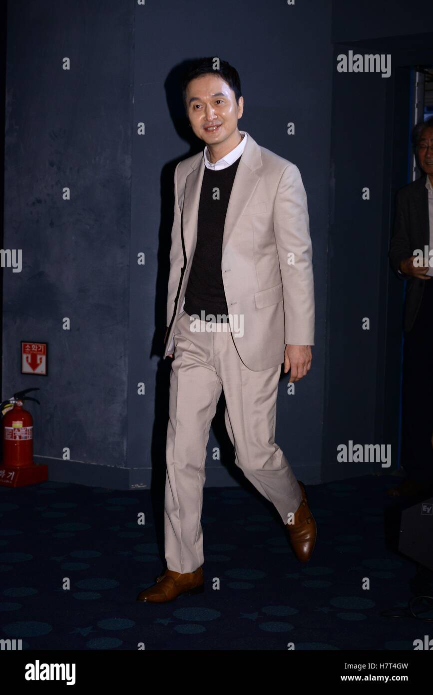 Seoul, Korea. 08th Nov, 2016. Hyeong seong Jang, Cheol min Park, Mu ...