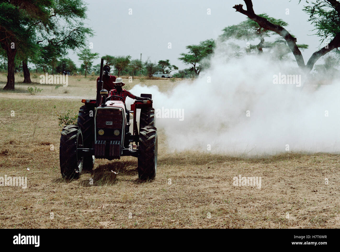Farmer spraying for Locust, South Africa Stock Photo - Alamy
