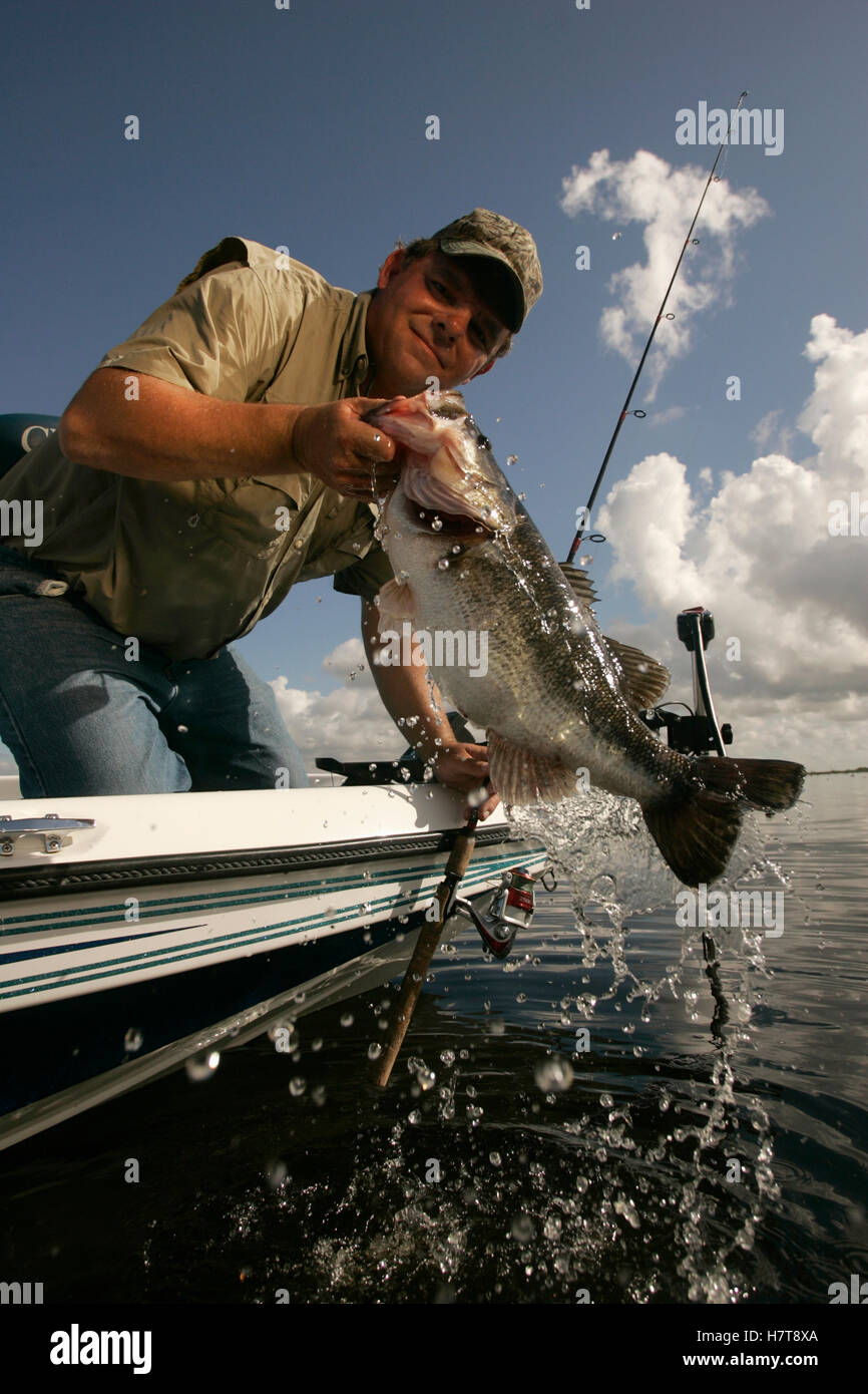 Hooked bass hi-res stock photography and images - Alamy