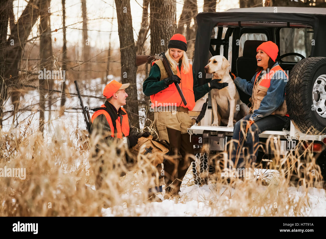 Three female hunters hi-res stock photography and images - Alamy