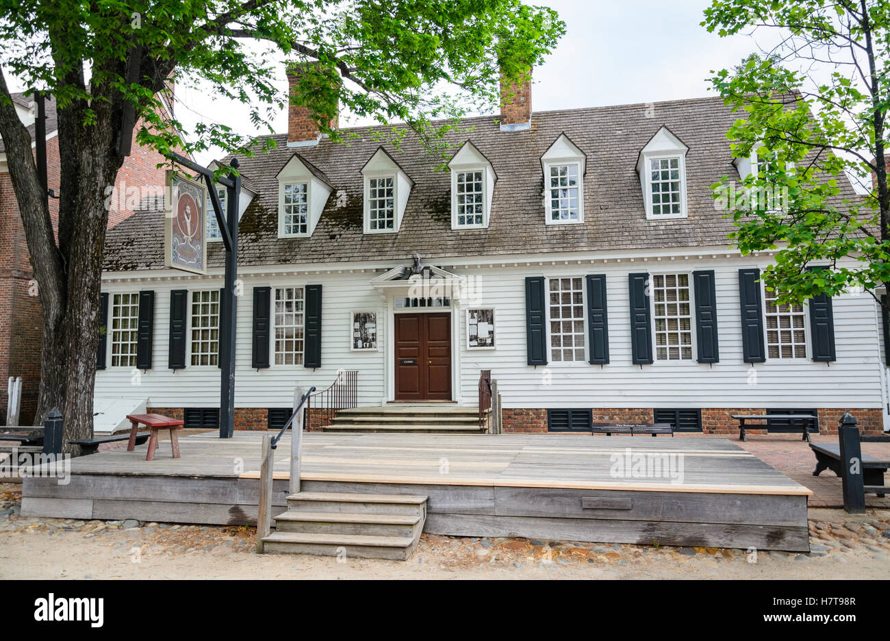 Colonial williamsburg hi-res stock photography and images - Alamy