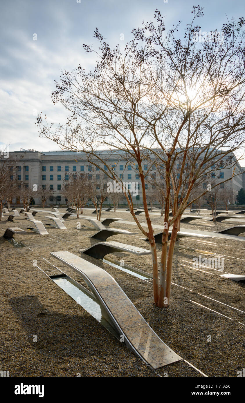 Pentagon memorial arlington county virginia hi-res stock photography and images - Alamy