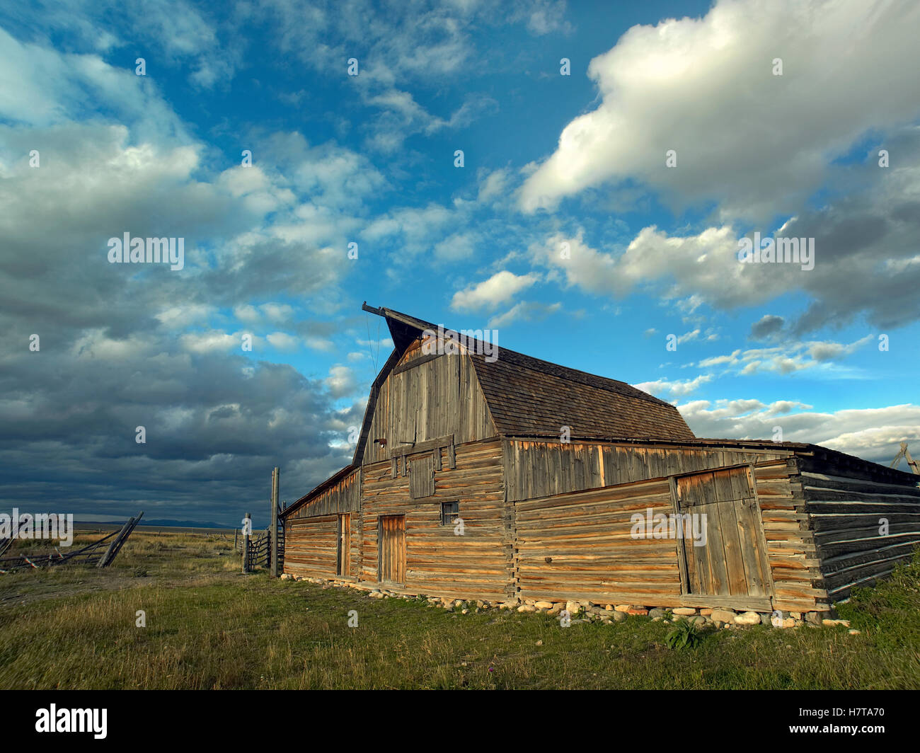 Mormon Row Barn, Grand Teton National Park, Wyoming Stock Photo - Alamy