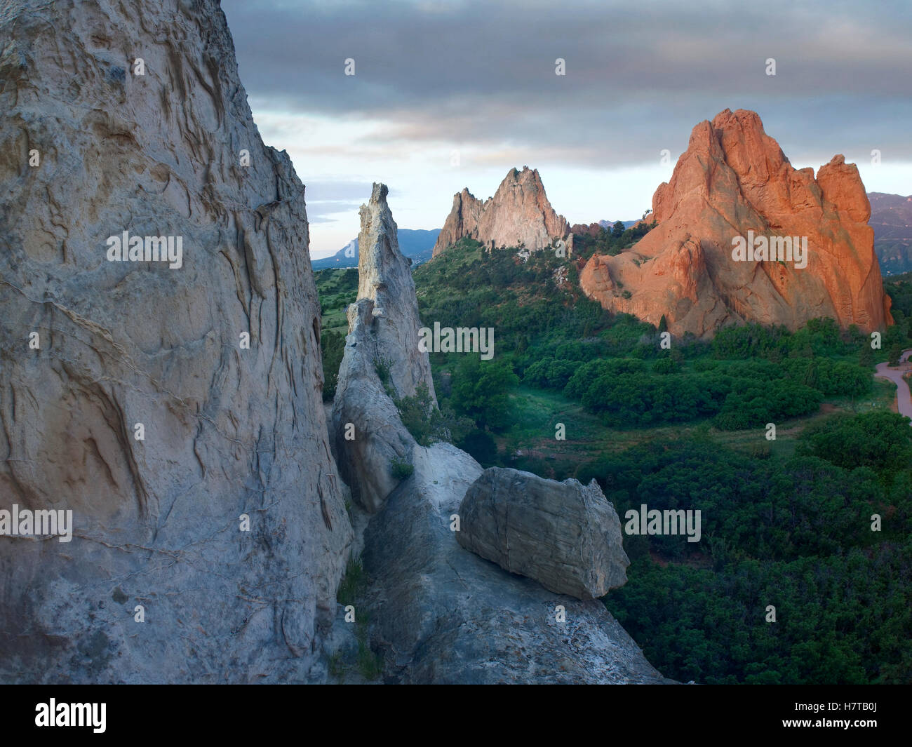 Gray Rock and South Gateway Rock, conglomerate sandstone formations ...