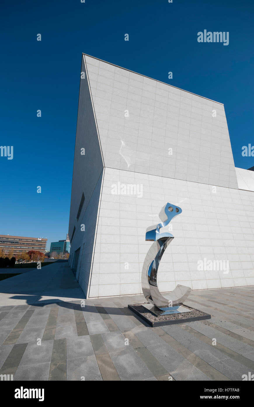 The stainless steel sculpture Big Heech by acclaimed Iranian-Canadian ...