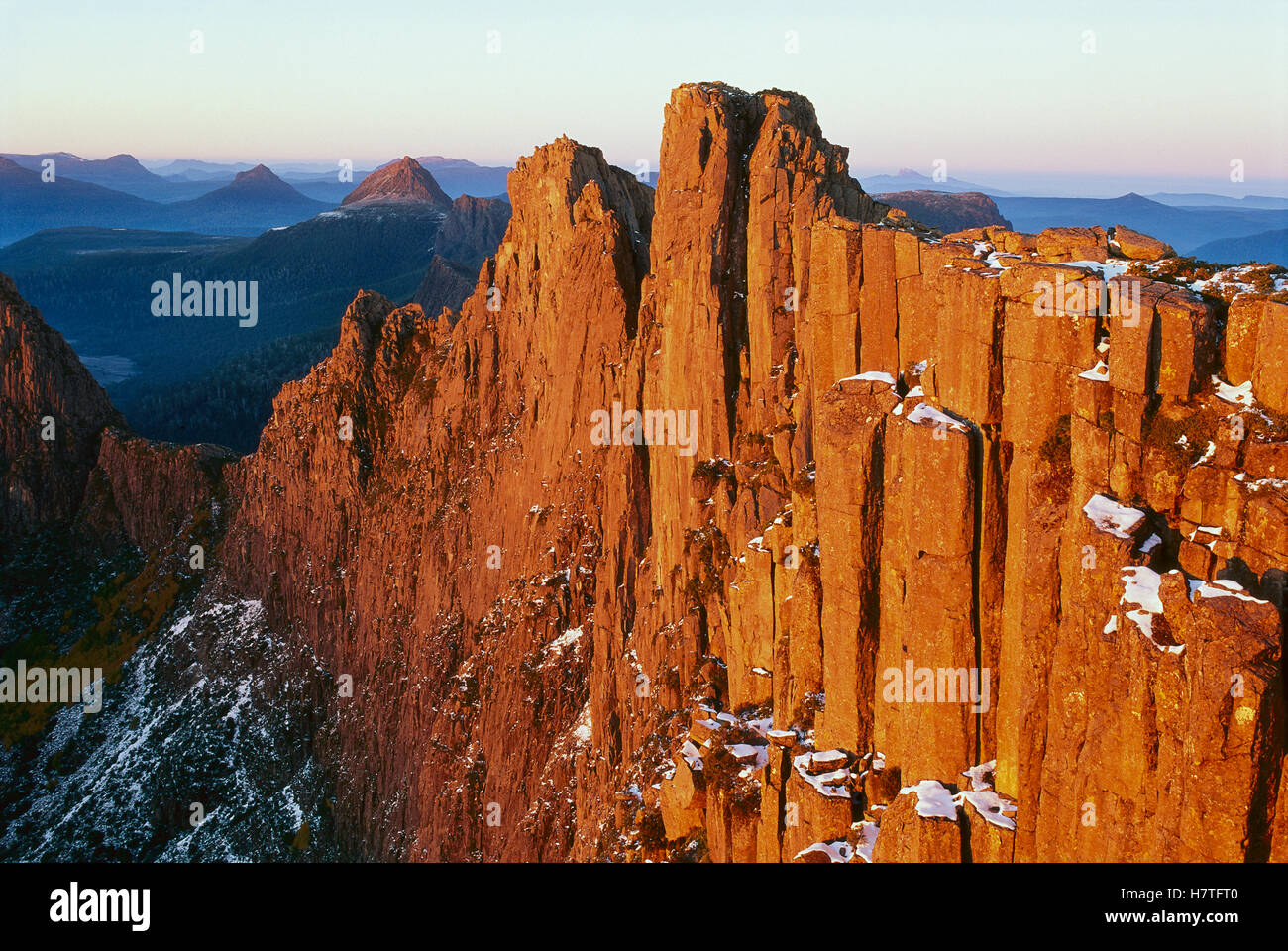 Dawn on Mount Geryon, Cradle Mountain-Lake Saint Clair National Park ...