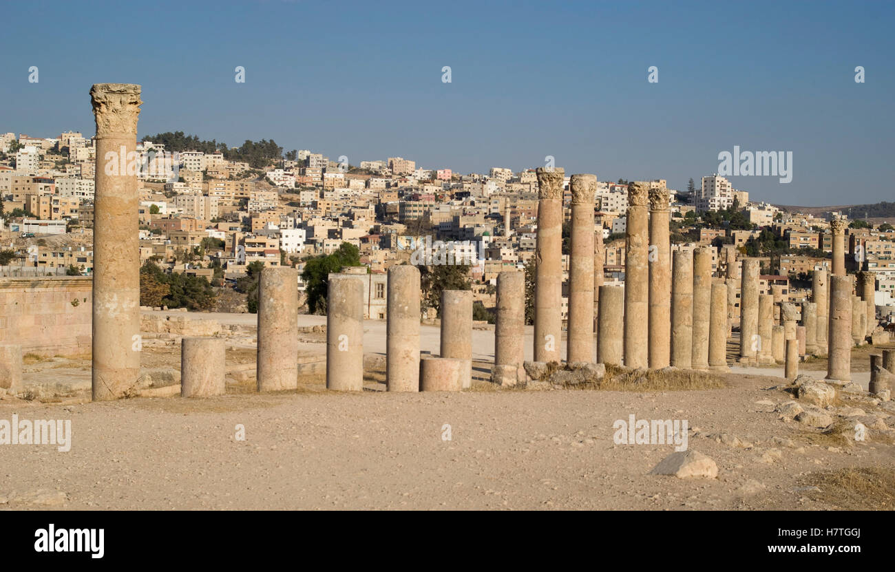 Ruins city of Jerash in Jordan Stock Photo - Alamy