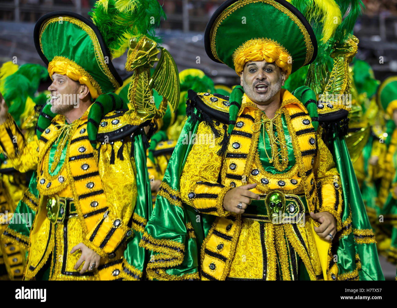 Performers dancing in full costume at carnaval Sao Paulo, Brazil Stock ...