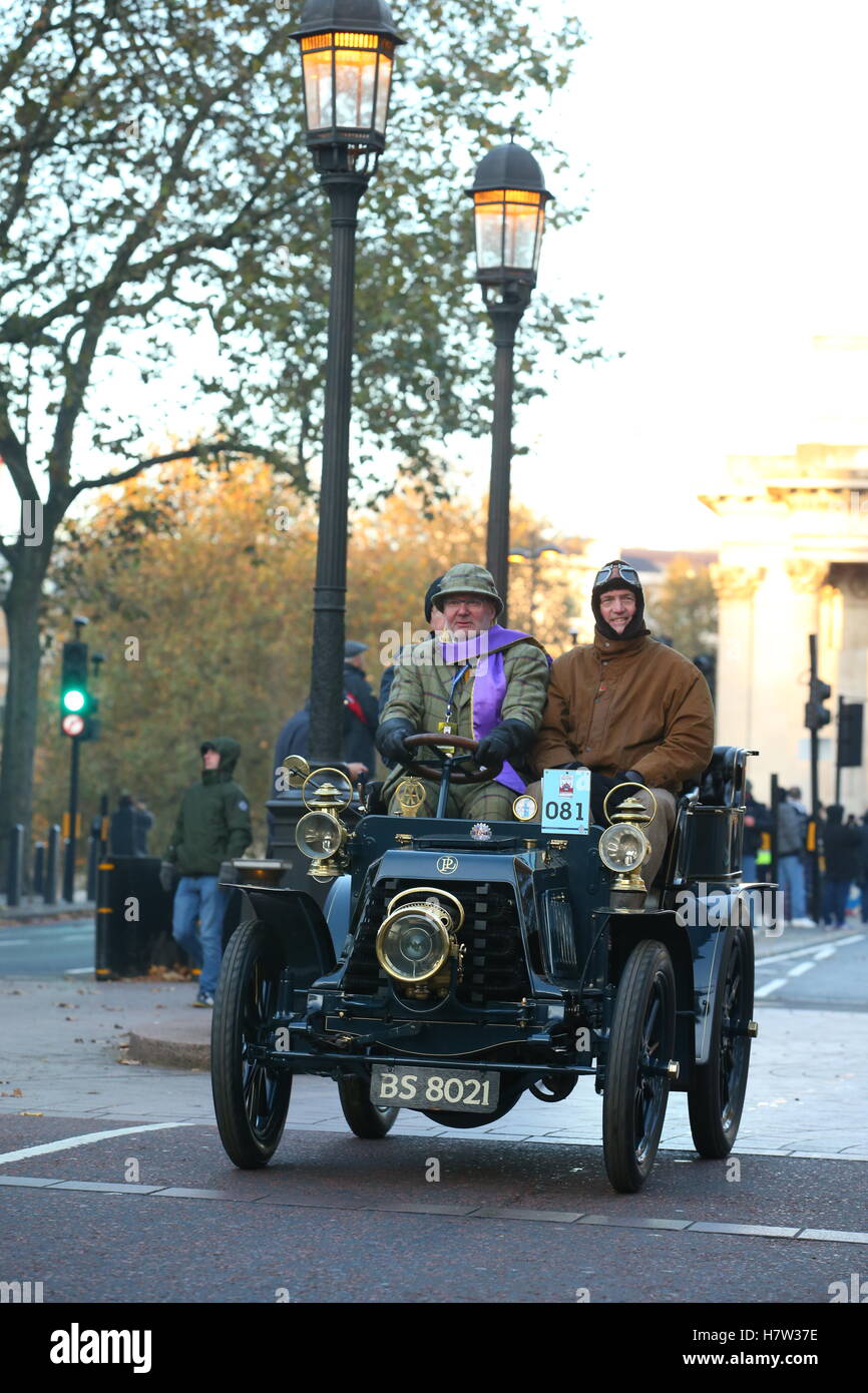 Car france 1901 hi-res stock photography and images - Alamy
