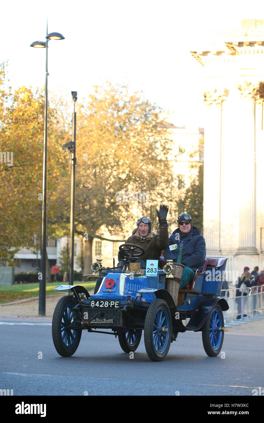Mr ian johnstone hi-res stock photography and images - Alamy