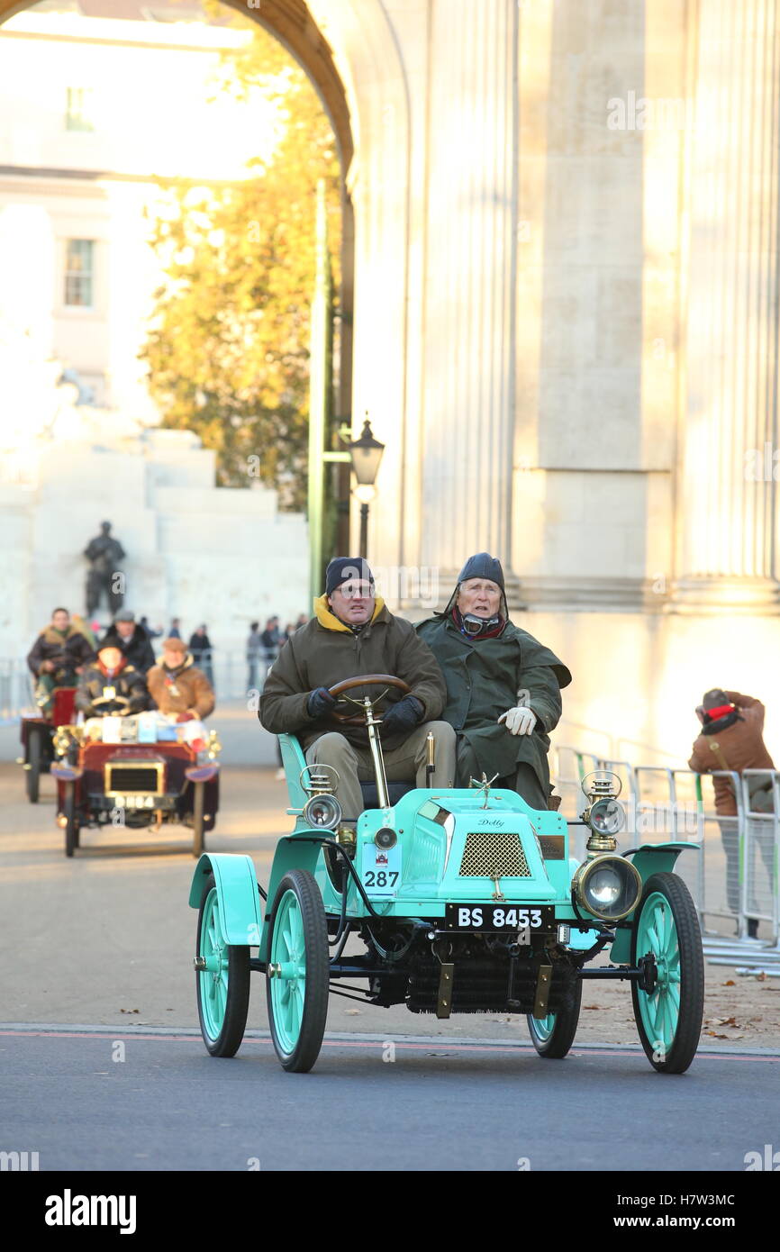 Nigel escolme hi-res stock photography and images - Alamy