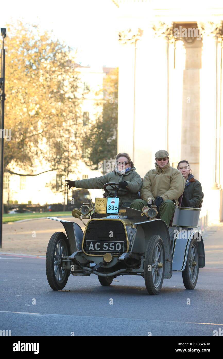 336 VCR336 Mrs Polly Irvine Mrs Polly Irvine 1904 Darracq France AC550 ...