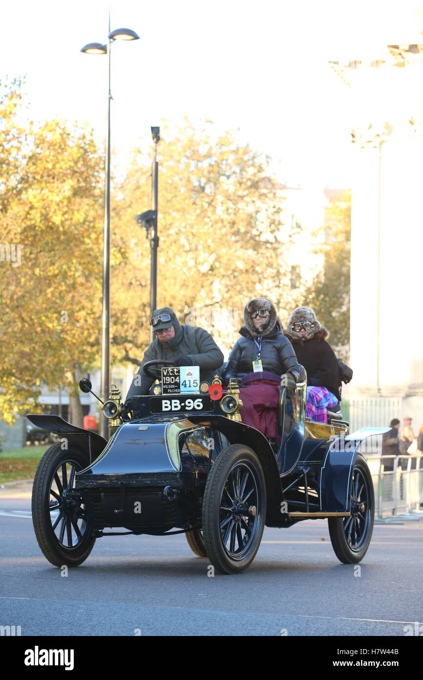 415 VCR415 Mr & Mrs Ross & Jean Brawn Mr & Mrs Ross & Jean Brawn 1904 ...