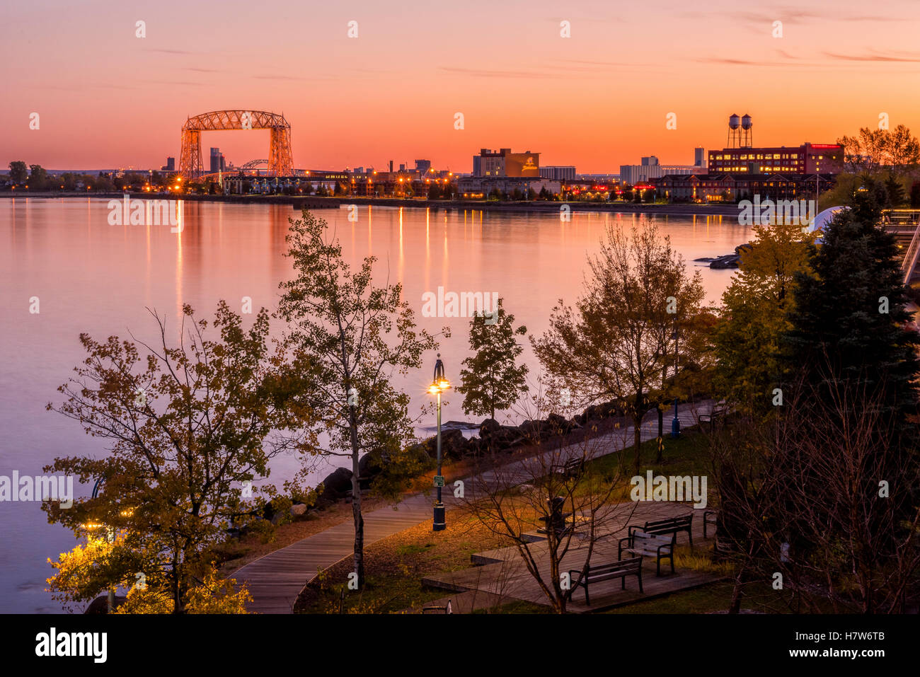 Duluth, Minnesota at sunset along the river walk near Park Point Stock ...