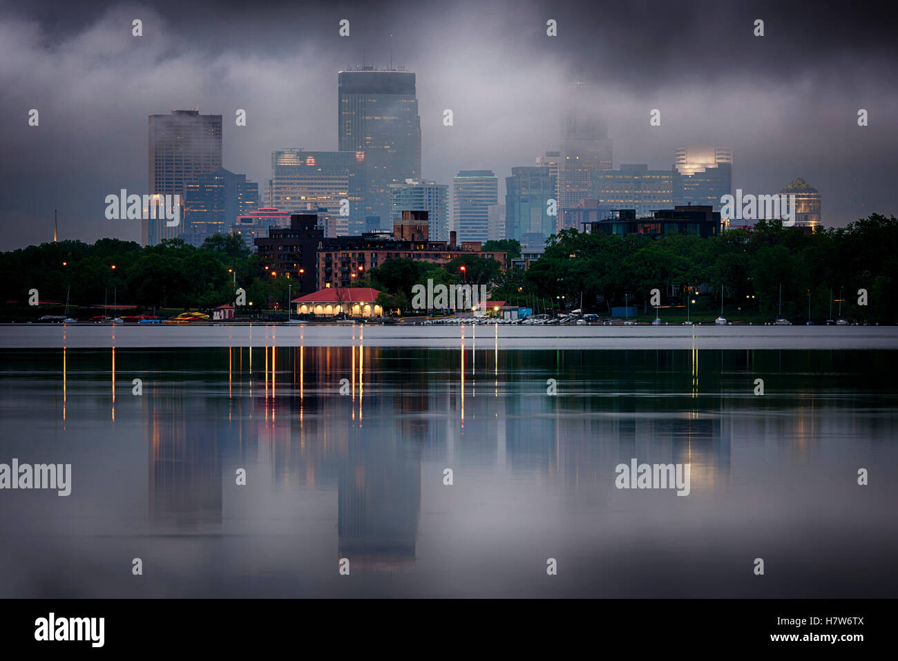 Lake calhoun hi-res stock photography and images - Alamy