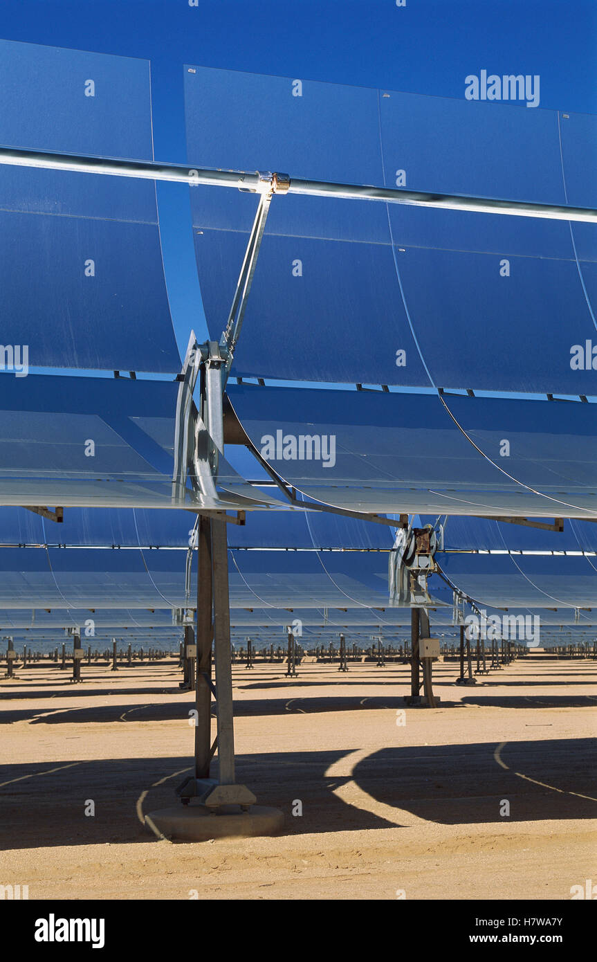 Solar Energy Generating Systems (SEGS), the largest solar power ...