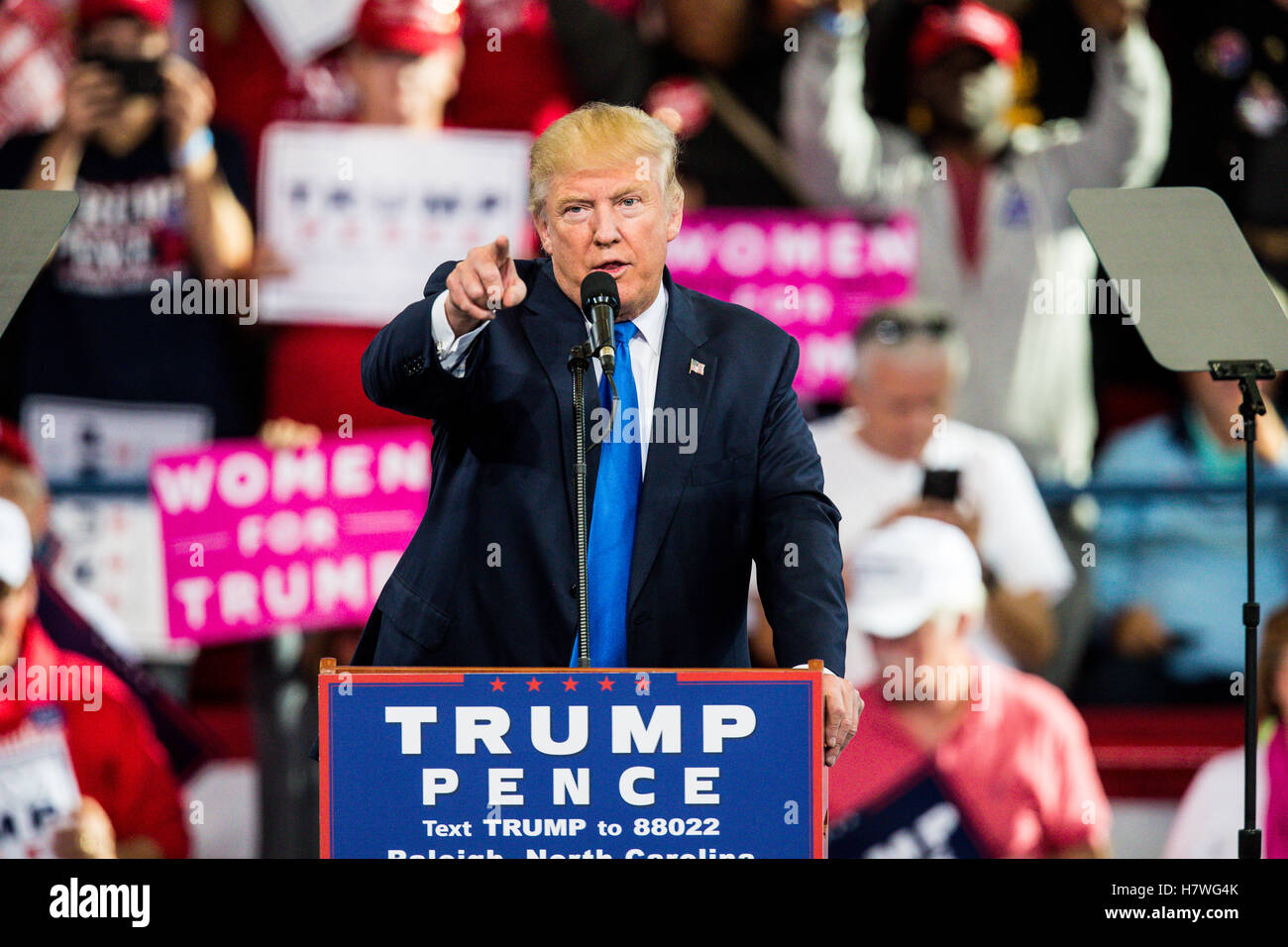 Donald Trump Campaigns for President in North Carolina Stock Photo - Alamy