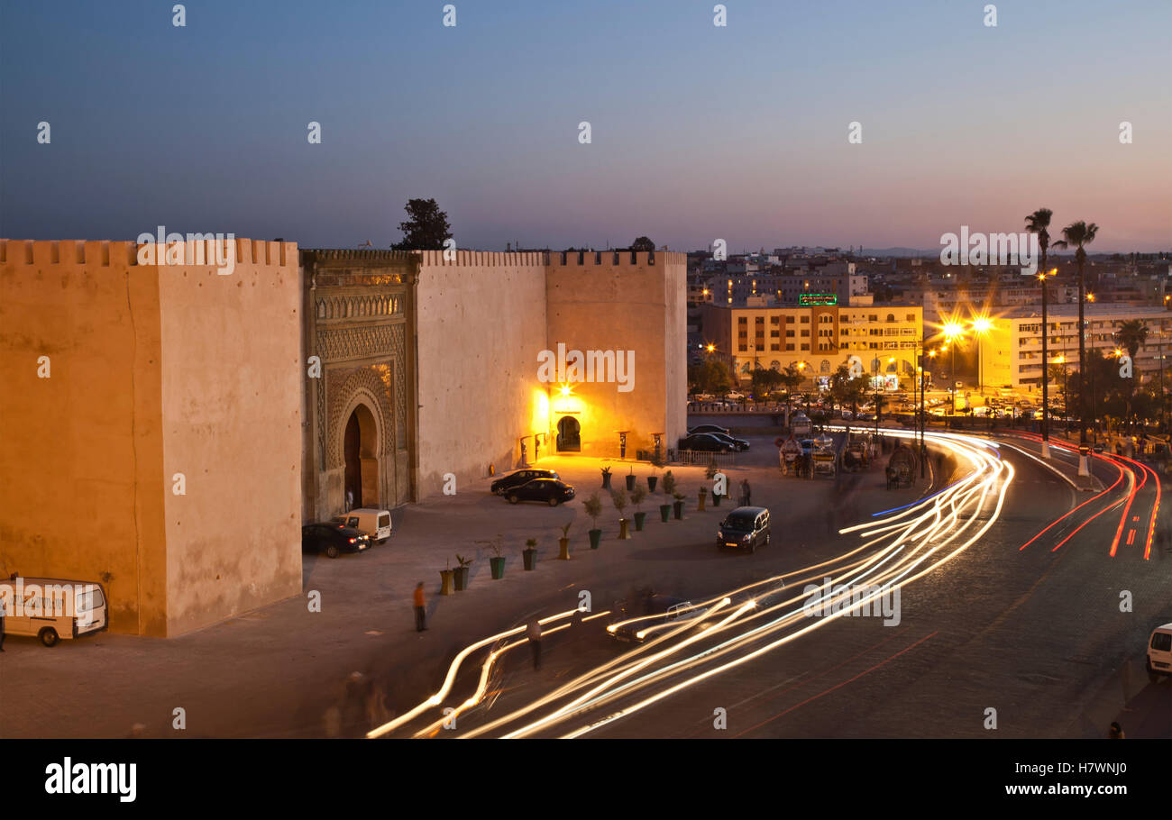 Traffic light trails at dusk; Meknes, Morocco Stock Photo - Alamy