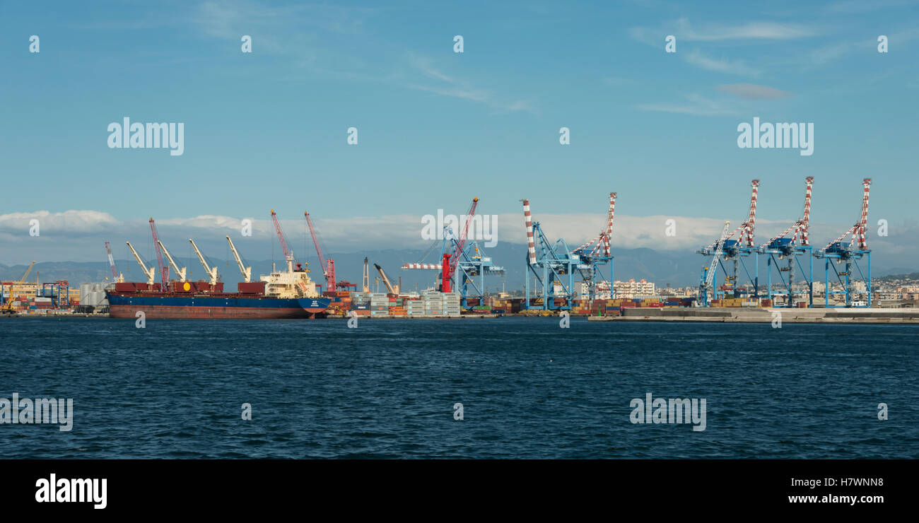 Naples ship container ship hi-res stock photography and images - Alamy