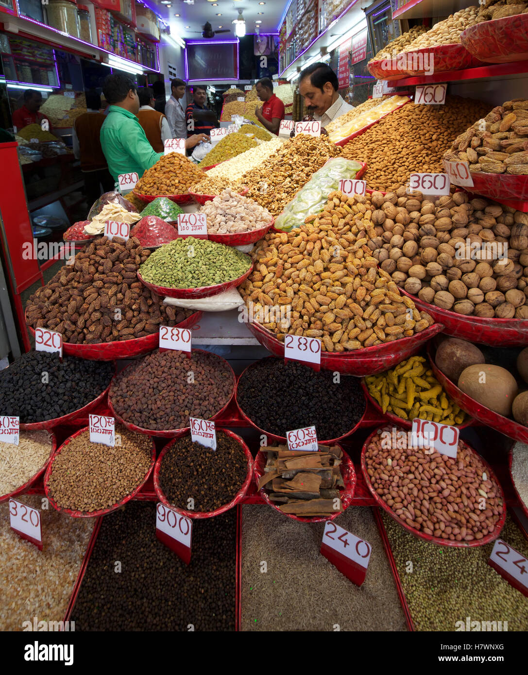 Food goods on sale in the spice market of Chandi Chowk Old Delhi Stock ...