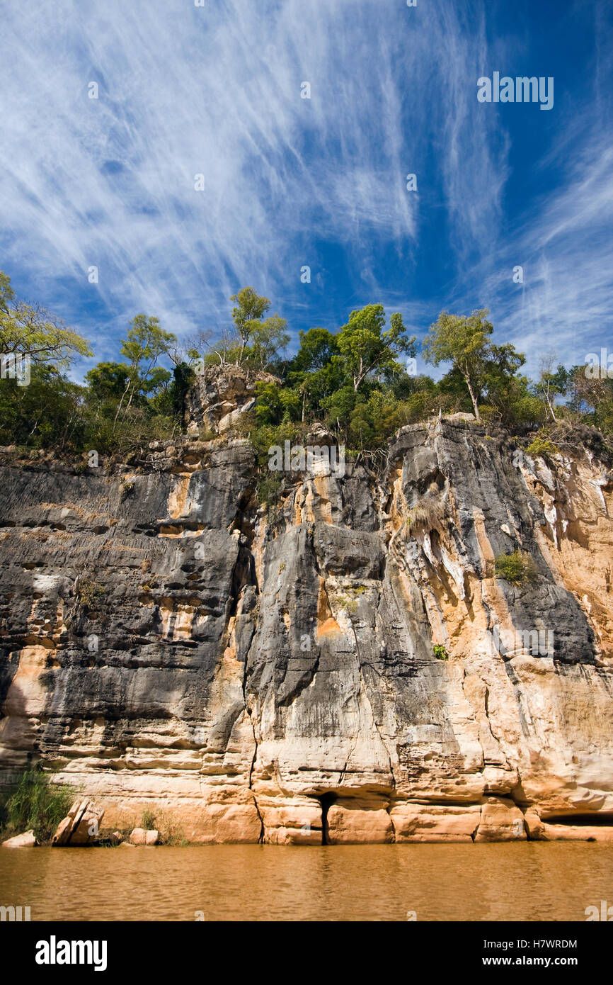 Rockface along the Manambolo River Gorge, Bemaraha National Park ...