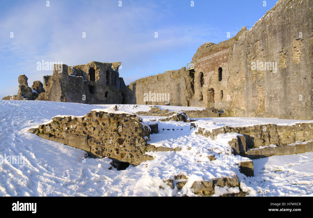Denbigh castle hi-res stock photography and images - Alamy