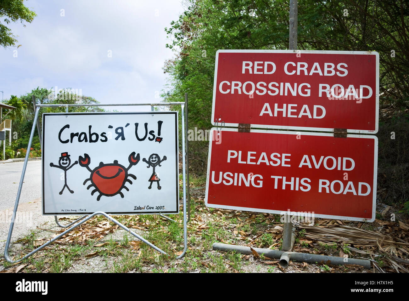 Signs for annual red crab migration, Christmas Island, Australia Stock ...
