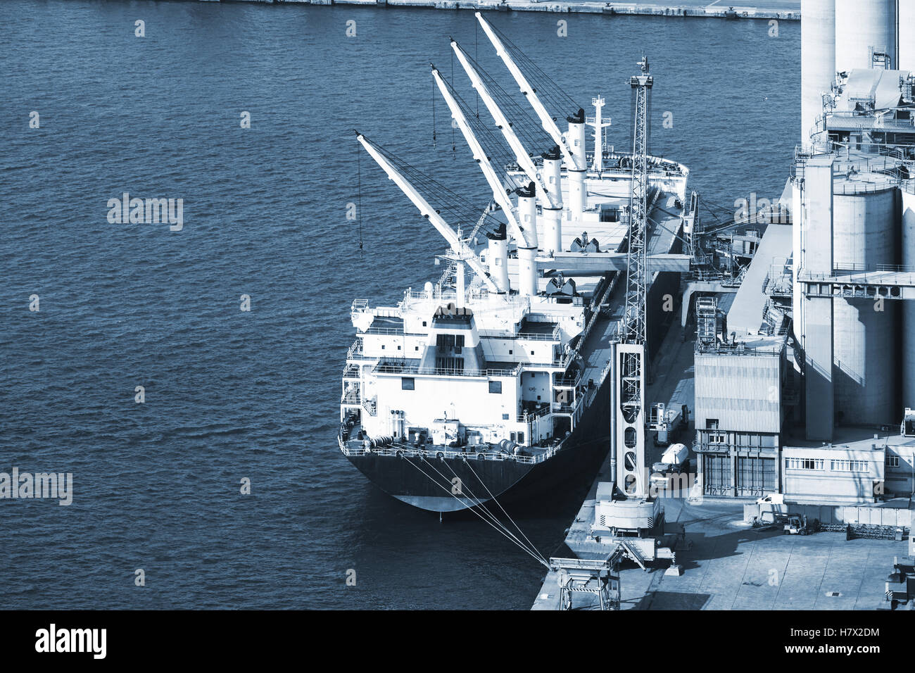 Floating derrick crane river hi-res stock photography and images - Alamy