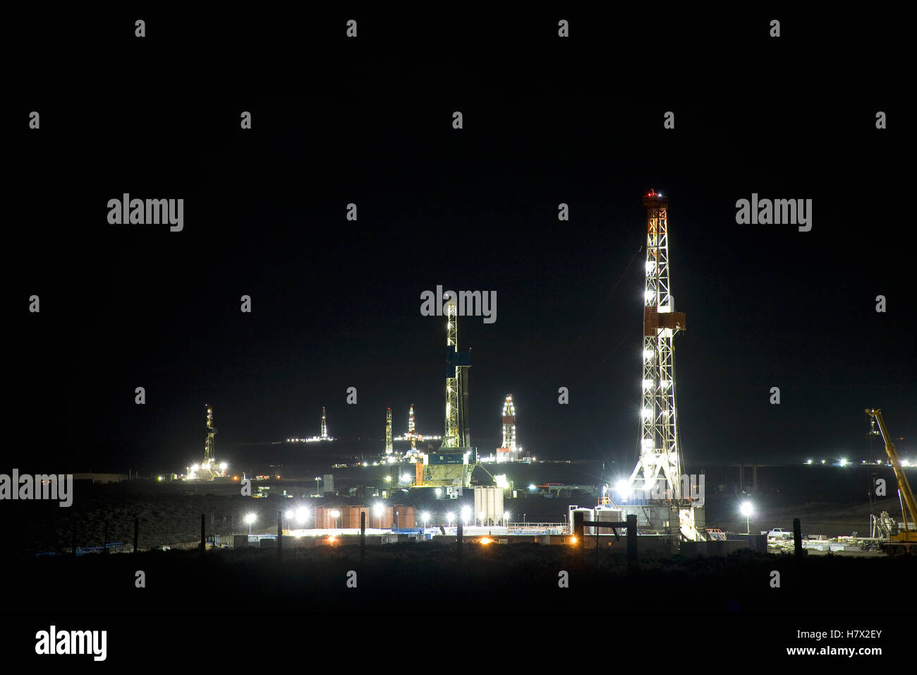 Natural gas drill platform, Pinedale, Wyoming Stock Photo - Alamy