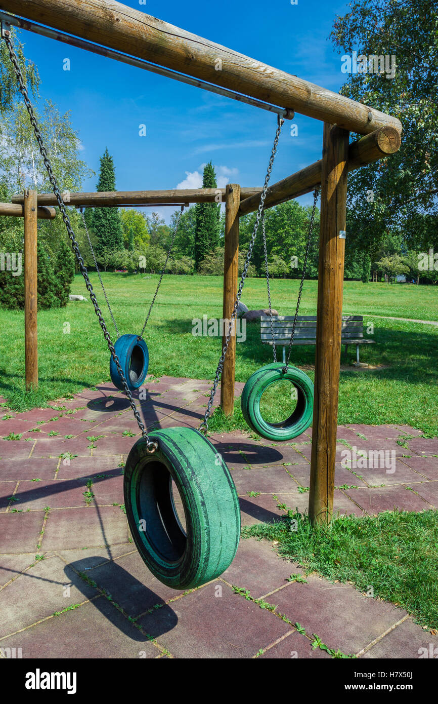 Old tire swing hi-res stock photography and images - Alamy
