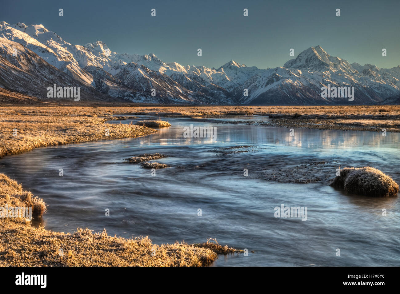 Mount Cook and Tasman River, Mount Cook National Park, New Zealand ...