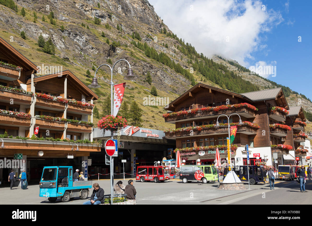 High mountain railway hi-res stock photography and images - Alamy