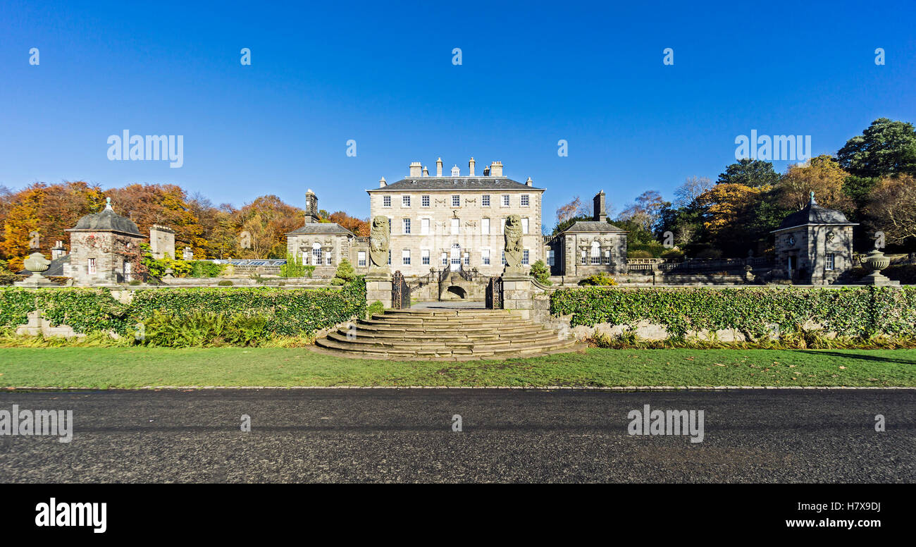 Frontal view from South of Pollok House in Pollok Country Park Glasgow ...