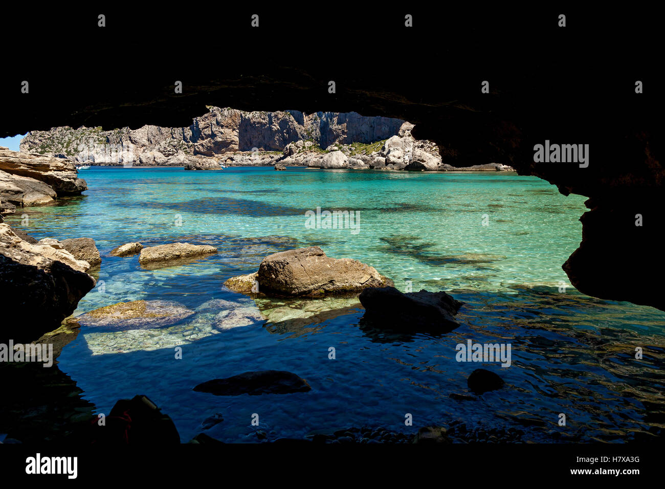 A small grotto in which thanks to the clear water you can see all the ...