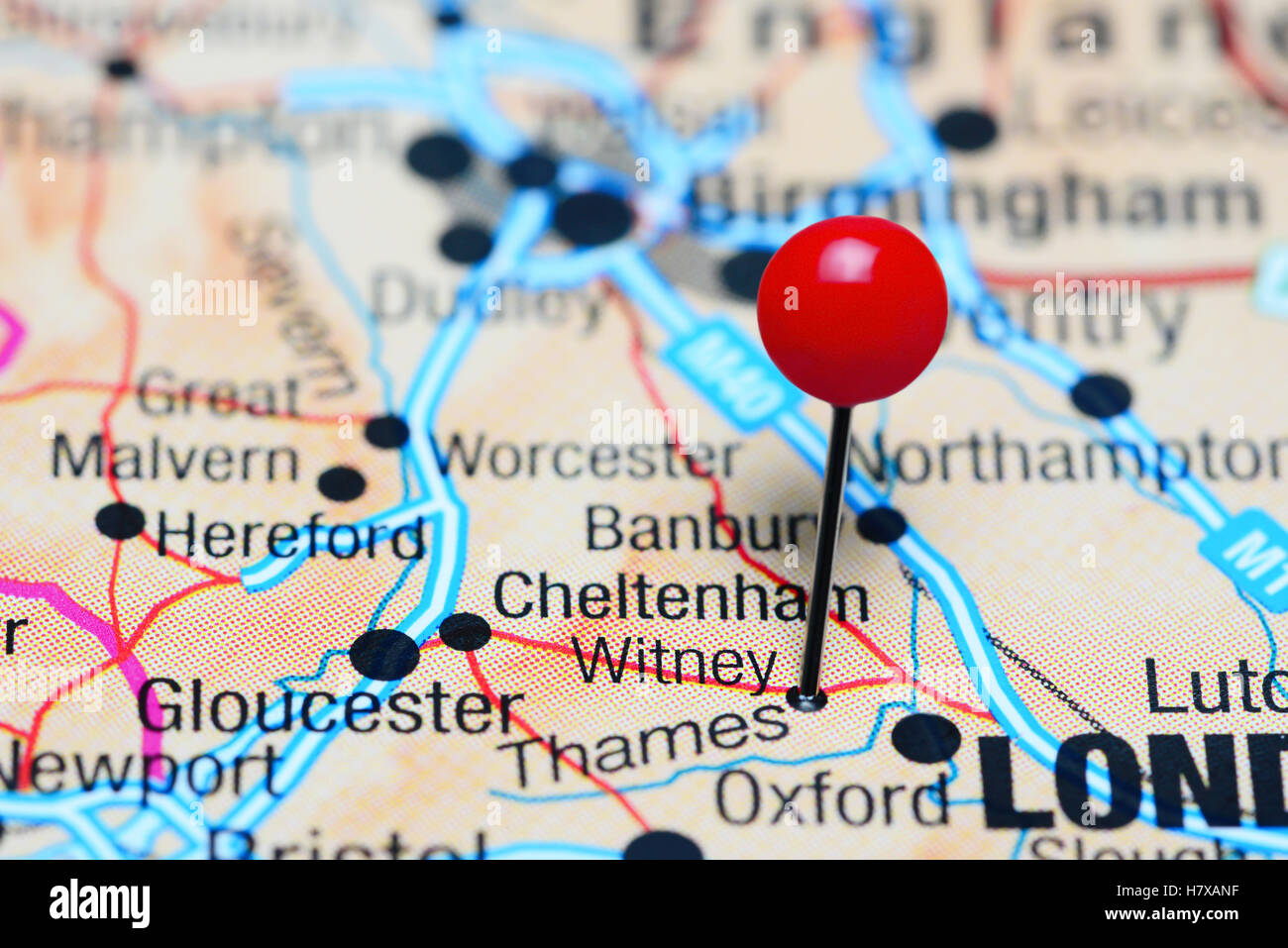 Witney on a map hi-res stock photography and images - Alamy